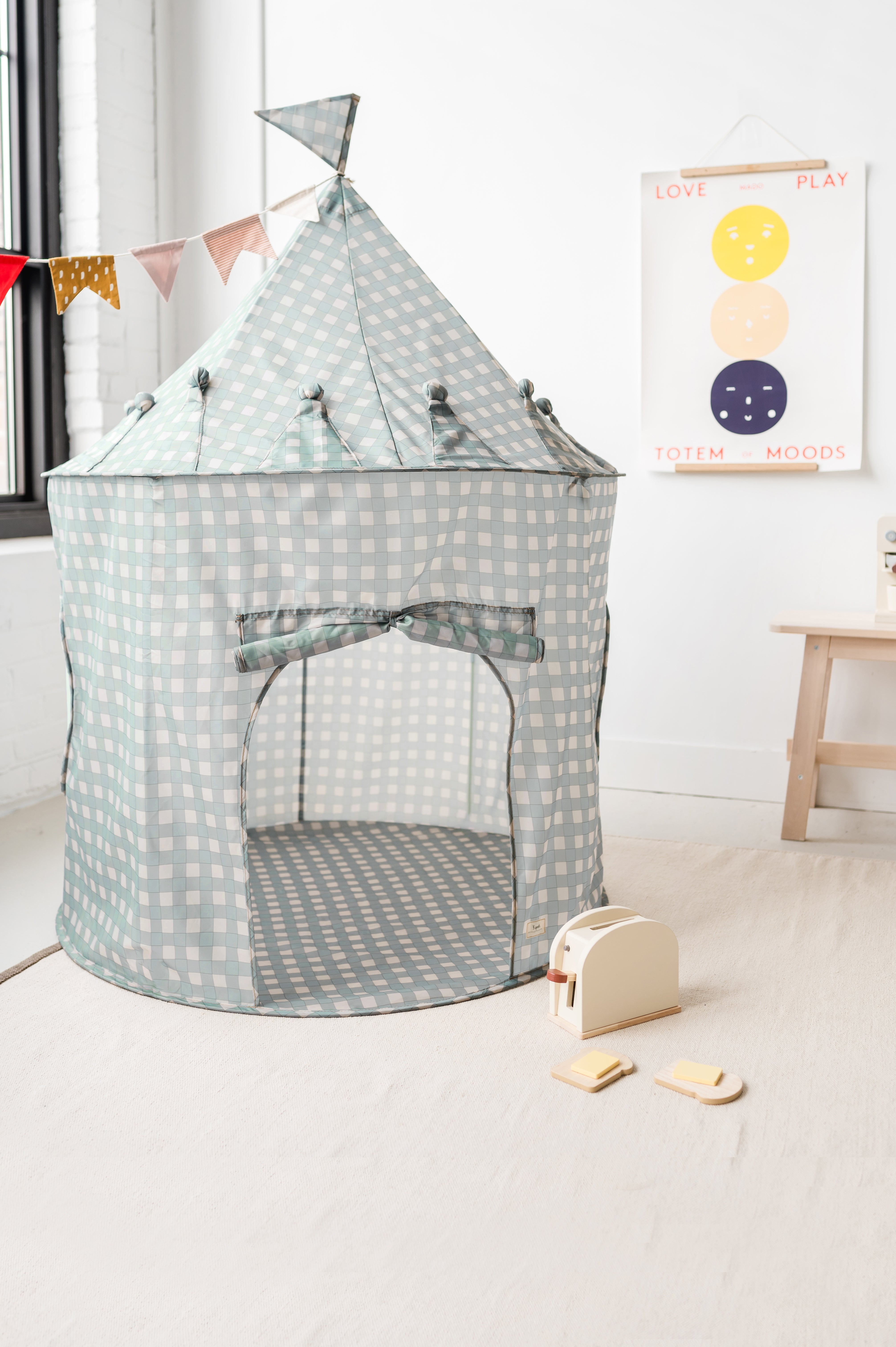 Recycled Fabric Play Tent – 3sprouts.com